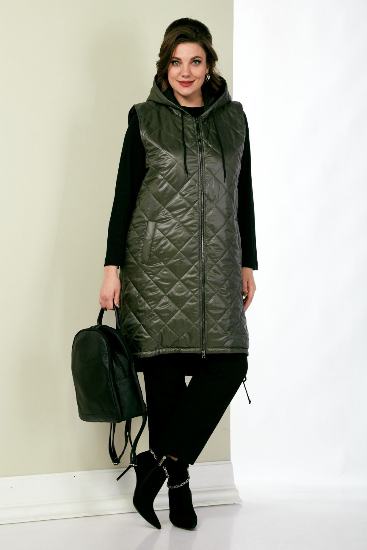 Shetti 2141 хаки | Жилет Shetti купить за 6093₽