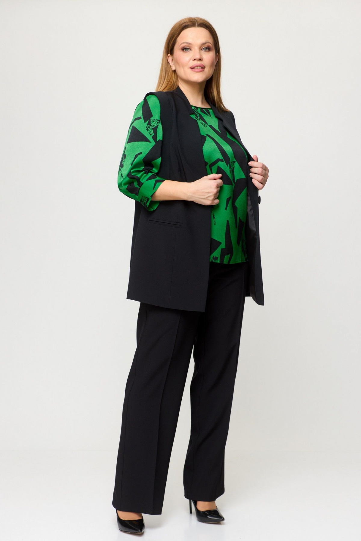 Костюм тройка женский большого размера из люксовых тканей Pocherk 3-034 зеленый купить за 9202₽