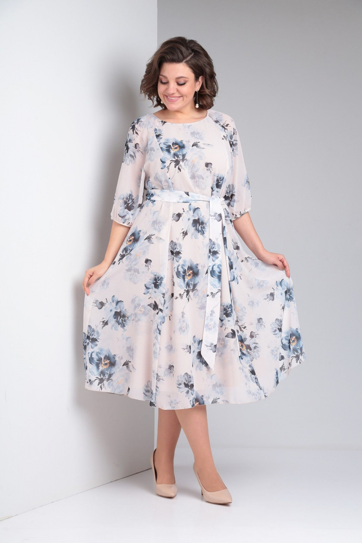 Платье в стиле на каждый день с складками и пуговицами Pocherk 1-031 темно-синие_цветы купить за ...