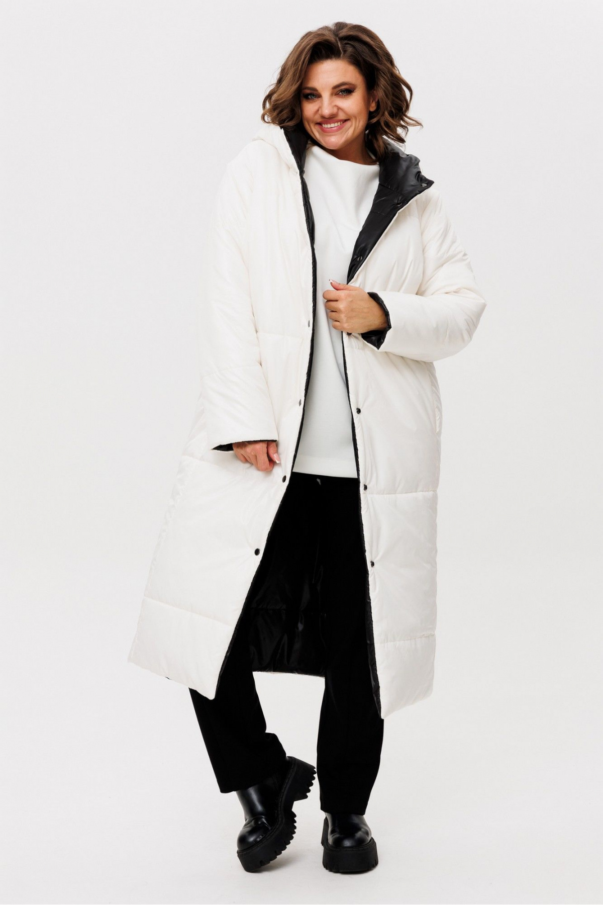 Двухстороннее пальто с капюшоном и кнопками, утеплитель 300 г/м2 Rumoda 2236 белый-черный купить ...