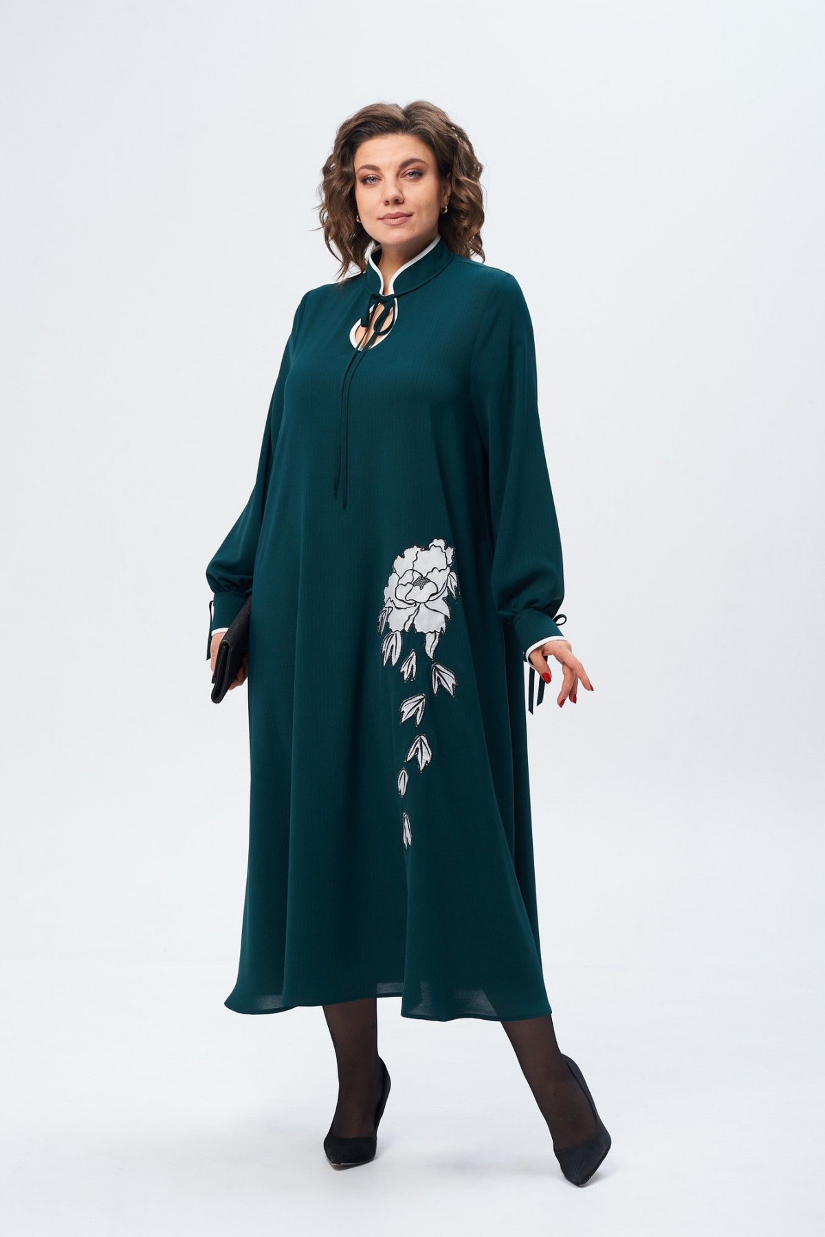 Платье свободное макси из легкого текстаиля Michel chic 2170 изумрудный купить за 6950₽