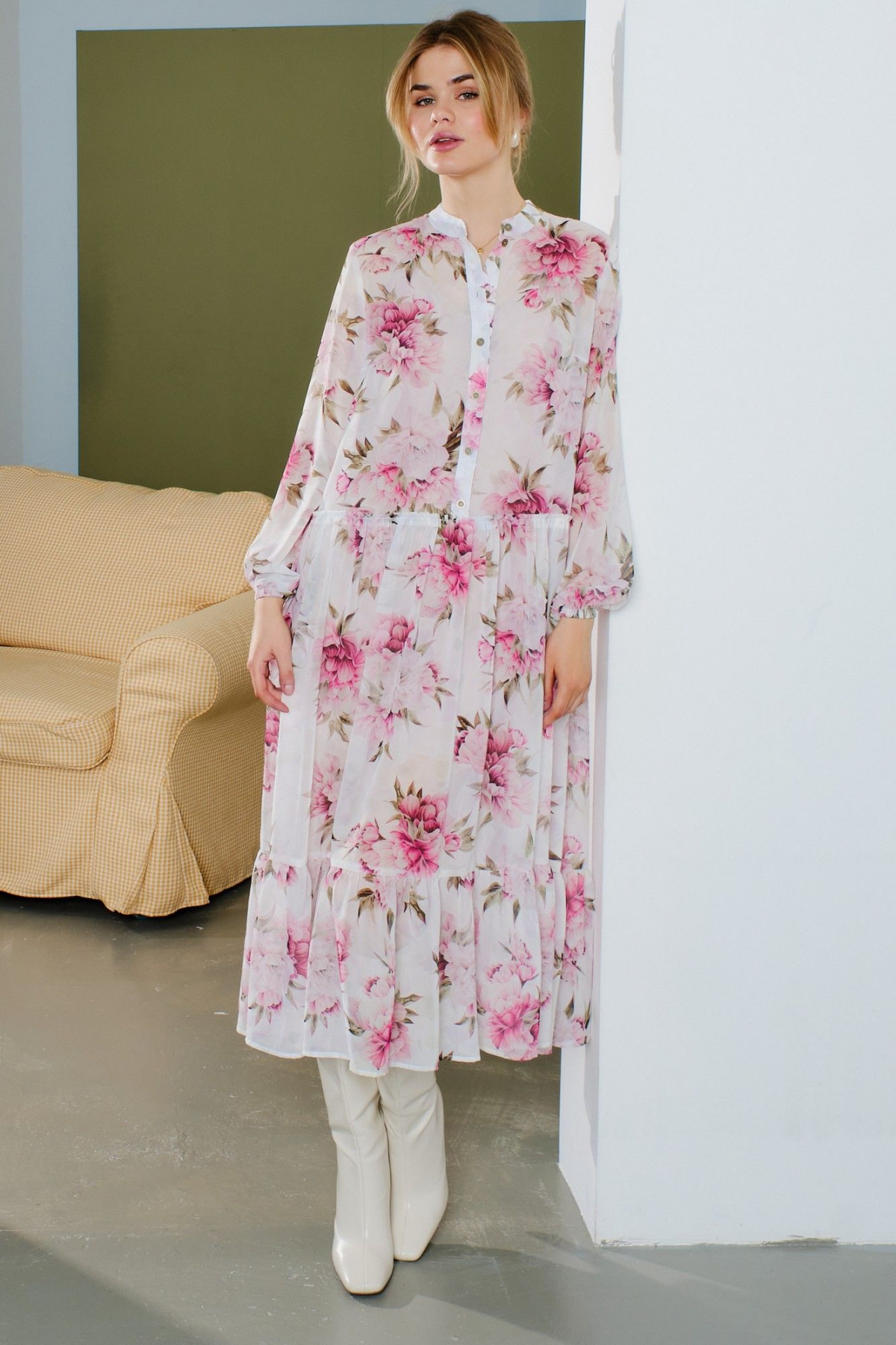 Lokka 1571 белый/цветочный_принт | Платье Lokka купить за 11085₽