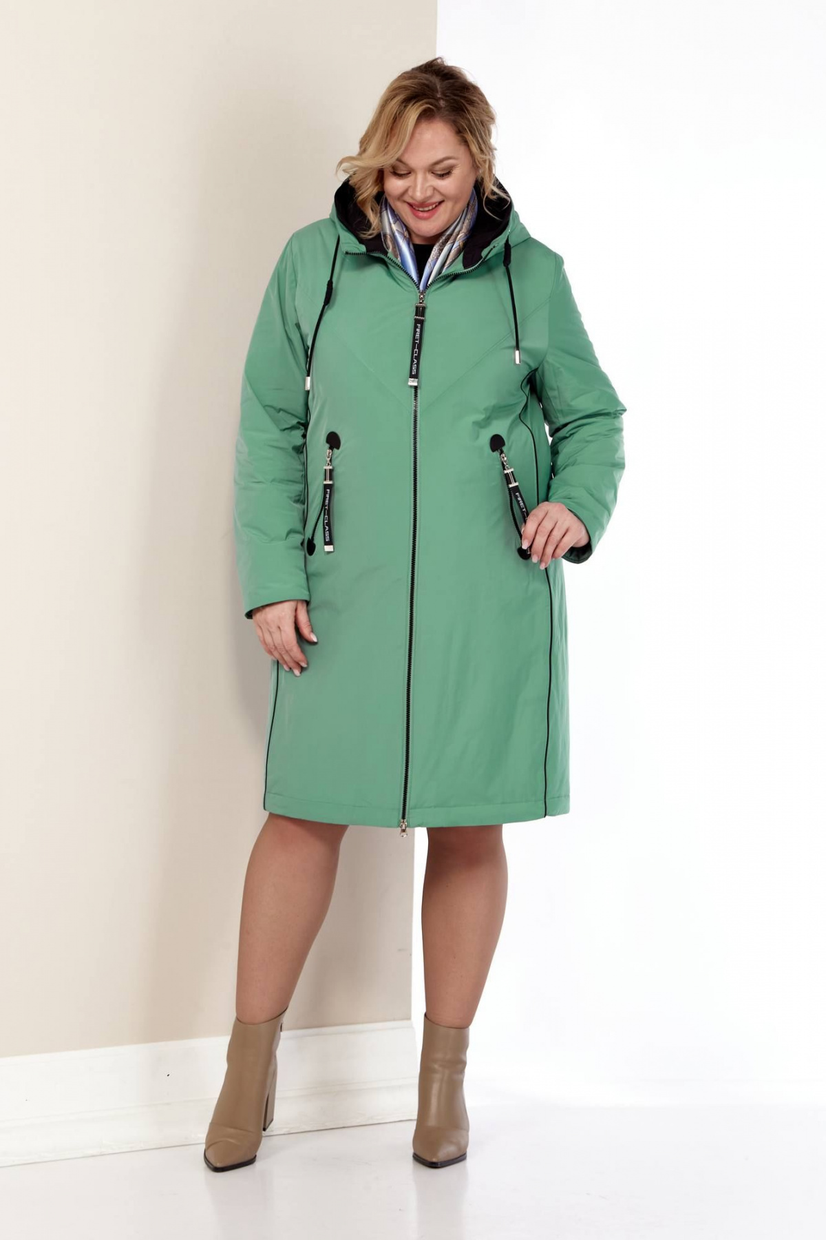 Shetti 2181 мята - Куртка из сатиновой ткани с синтепоном и контрастными вставками купить за 10224₽