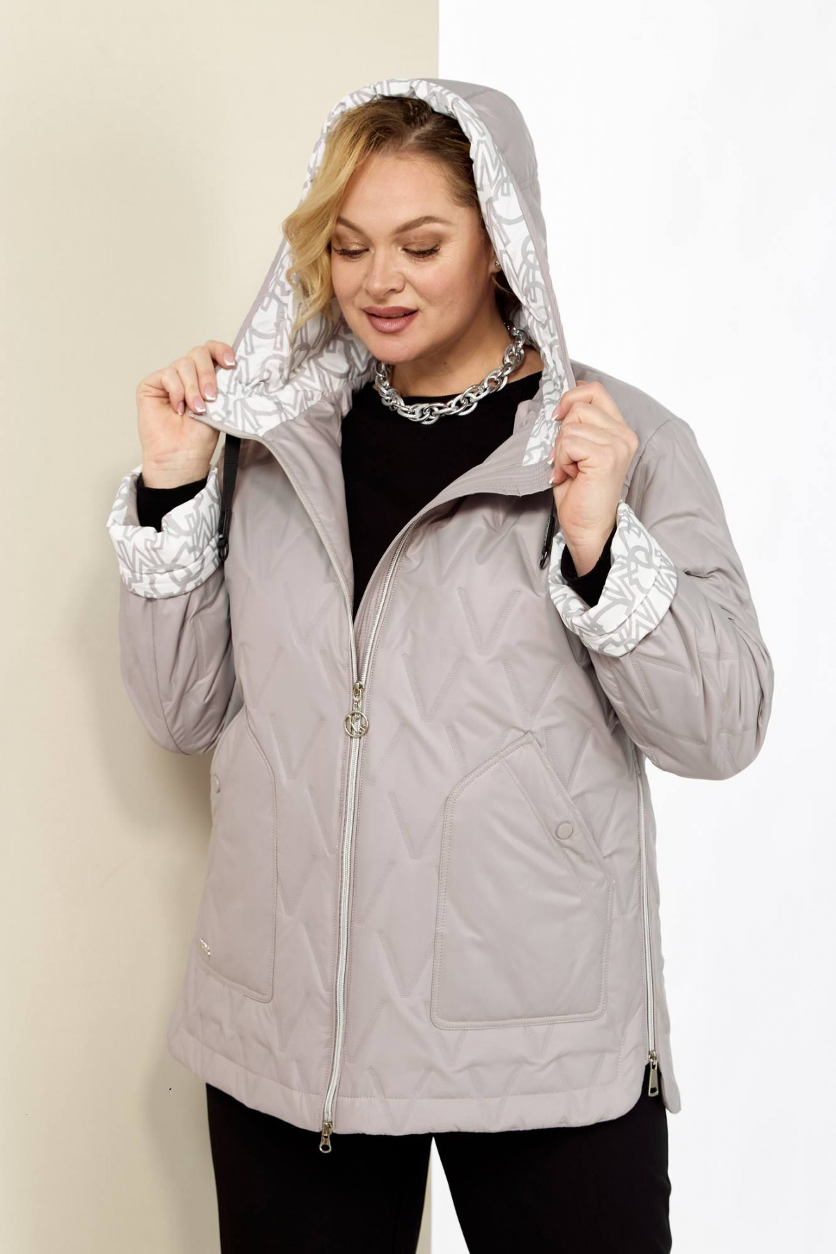 Демисезонная куртка на каждый день розовая Shetti 2183 пудра купить за 329.34BYN