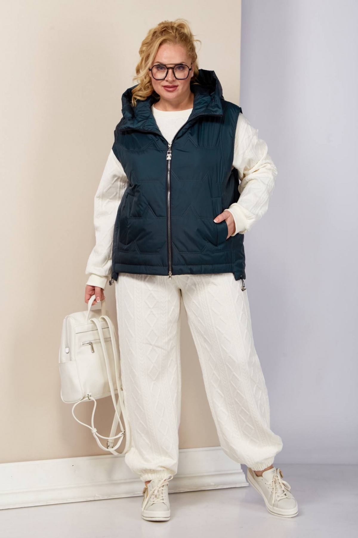 Shetti 2189 изумруд | Жилет Shetti купить за 5792₽